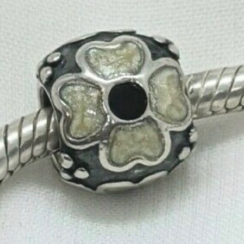 Pandora Charm Moments Daisy Flower Enamel - Gem